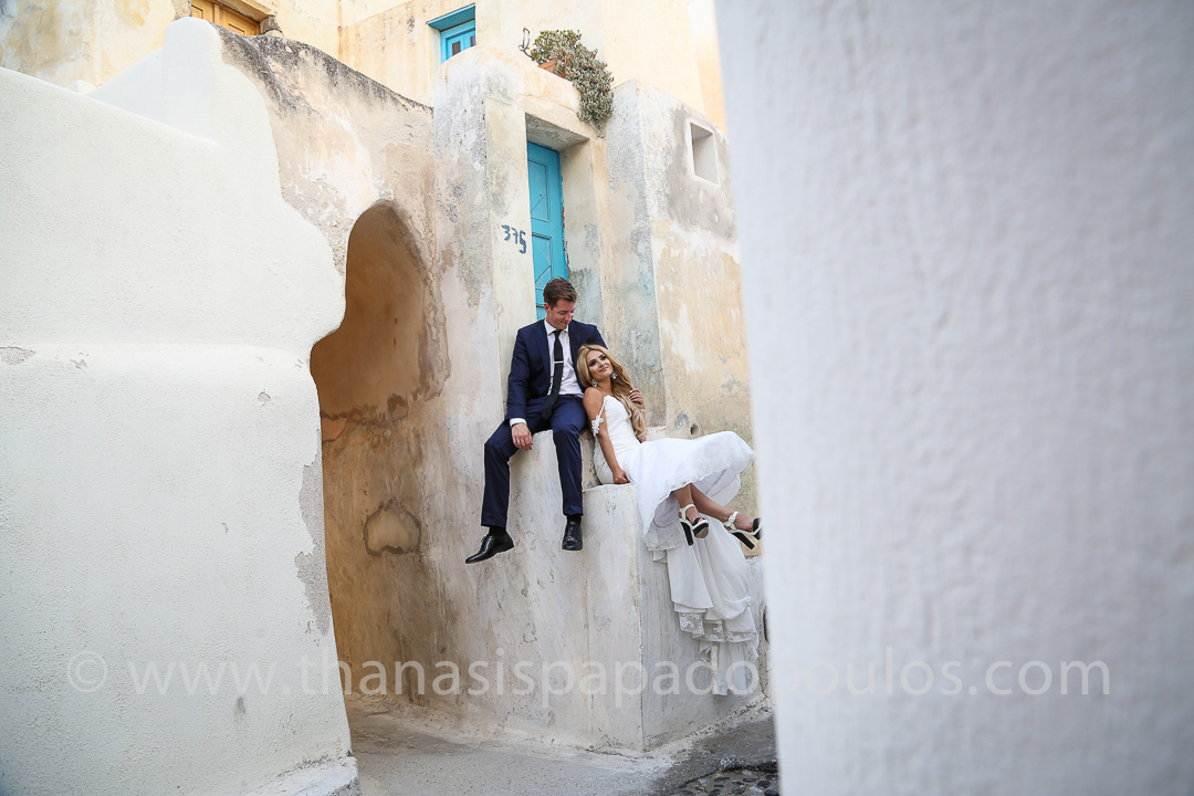 Wedding portraits photo session at Santorini - Athanasios Papadopoulos ...